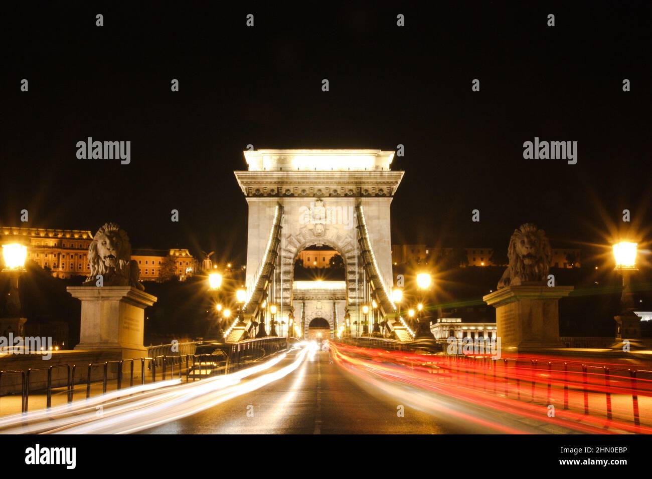 Beautiful shot of the Chain Bridge in Budapest, Hungary at night Stock ...
