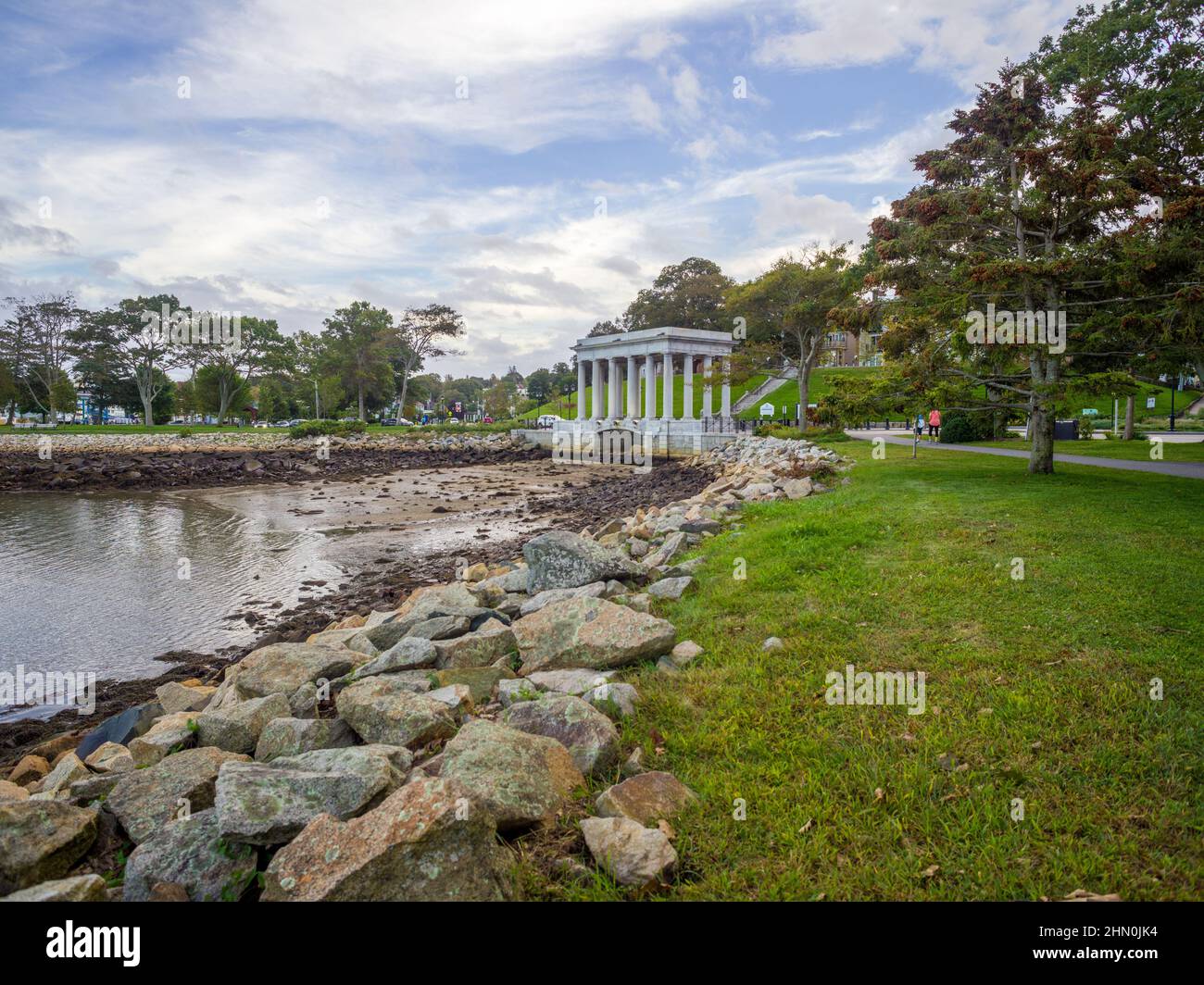 Plymouth rock monument hi-res stock photography and images - Alamy