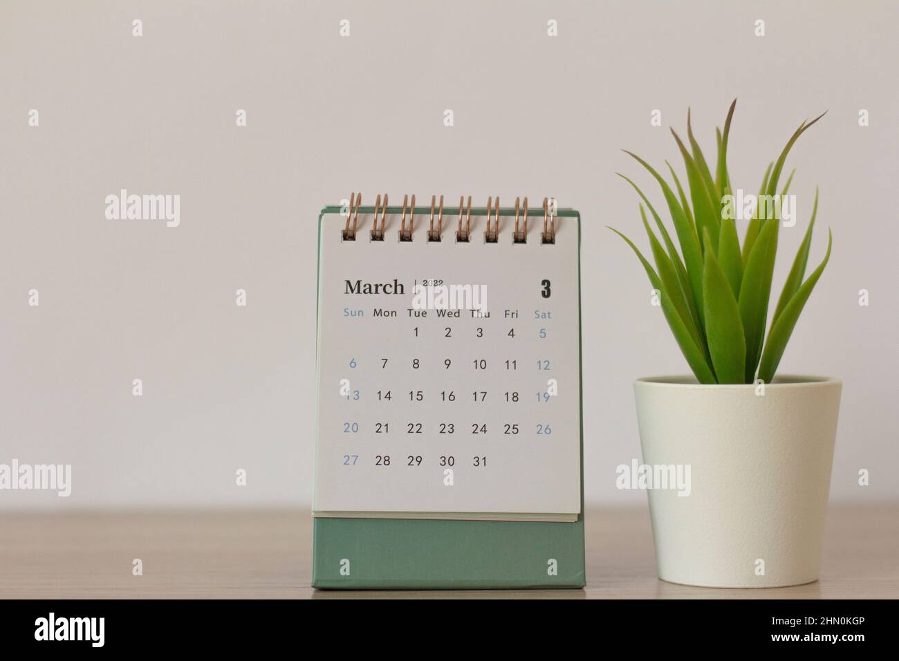 Desktop calendar for March 2022. Calendar for planning and managing ...