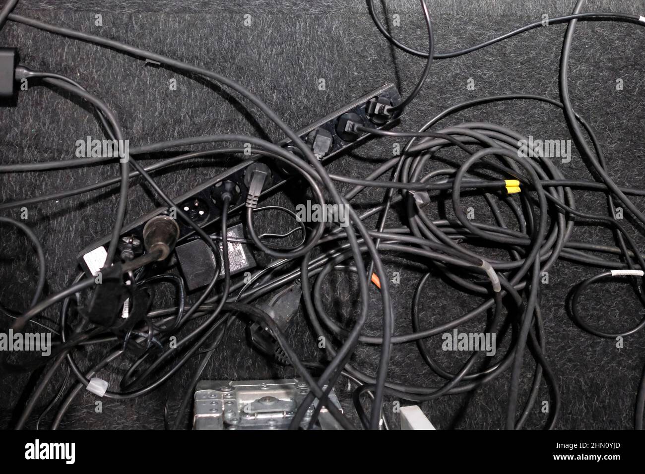 Chaotic cables hi-res stock photography and images - Alamy