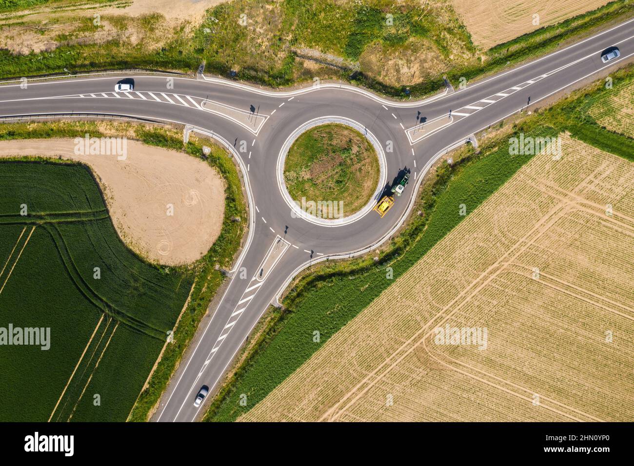 Traffic circle, roundabout - aerial view Stock Photo - Alamy