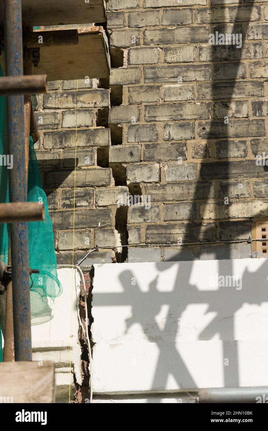 Severer cracking to the front wall of 53 Agar Grove, London. The ...