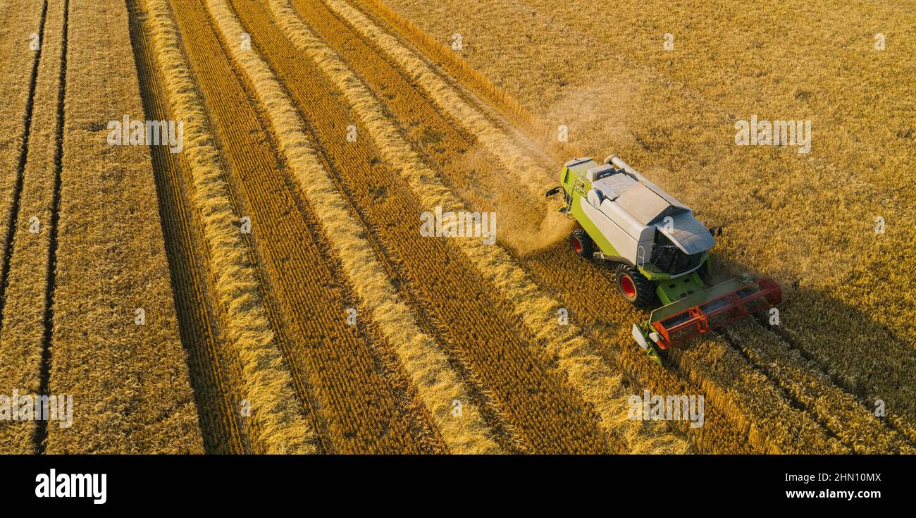 Combine shot hi-res stock photography and images - Alamy