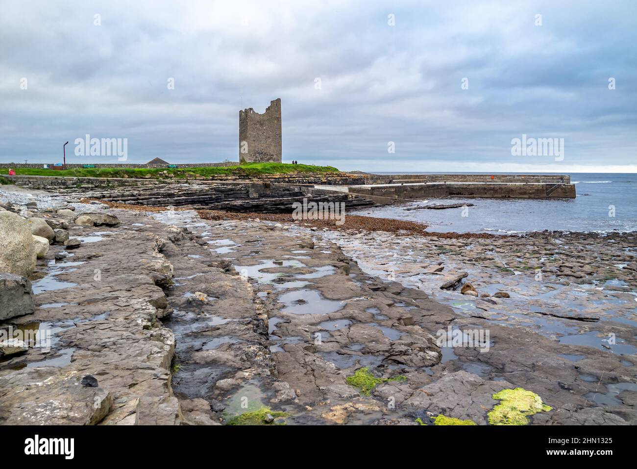 Rossle castle at Easky pier in County Sligo - Republic of Ireland Stock ...