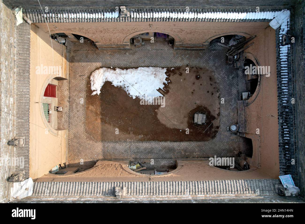 Underground courtyard hi-res stock photography and images - Alamy