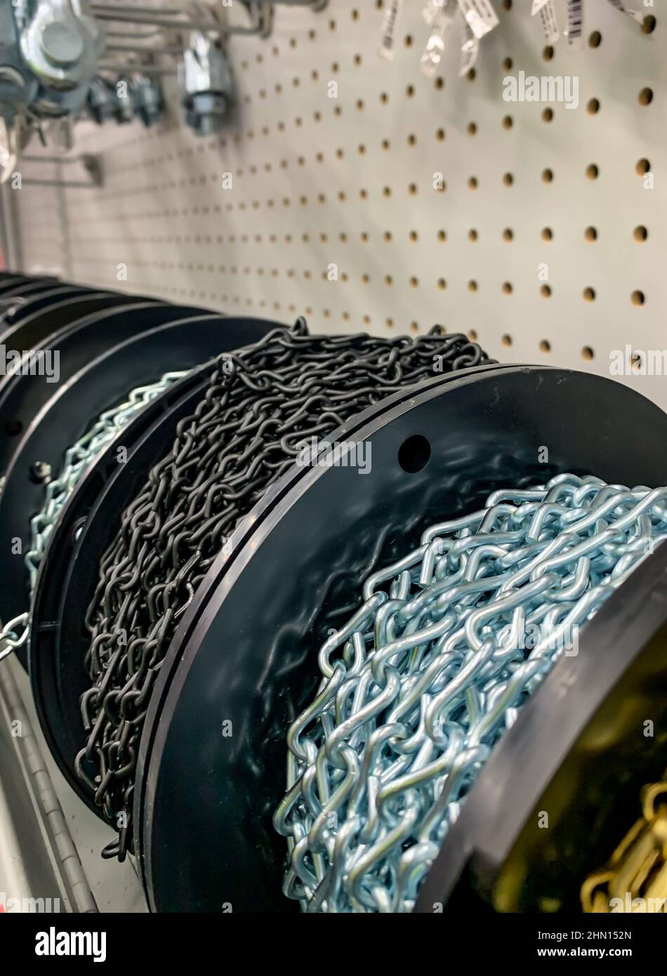 Hardware store chains hi-res stock photography and images - Alamy