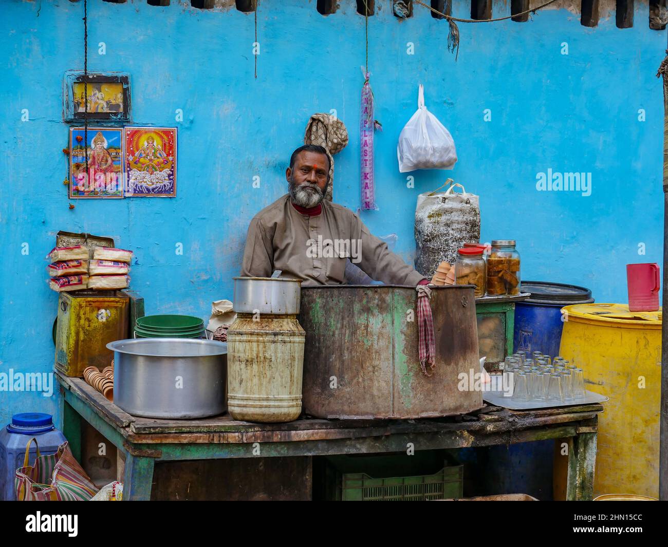 Chaiwala at his stall with all his goods in India Stock Photo - Alamy