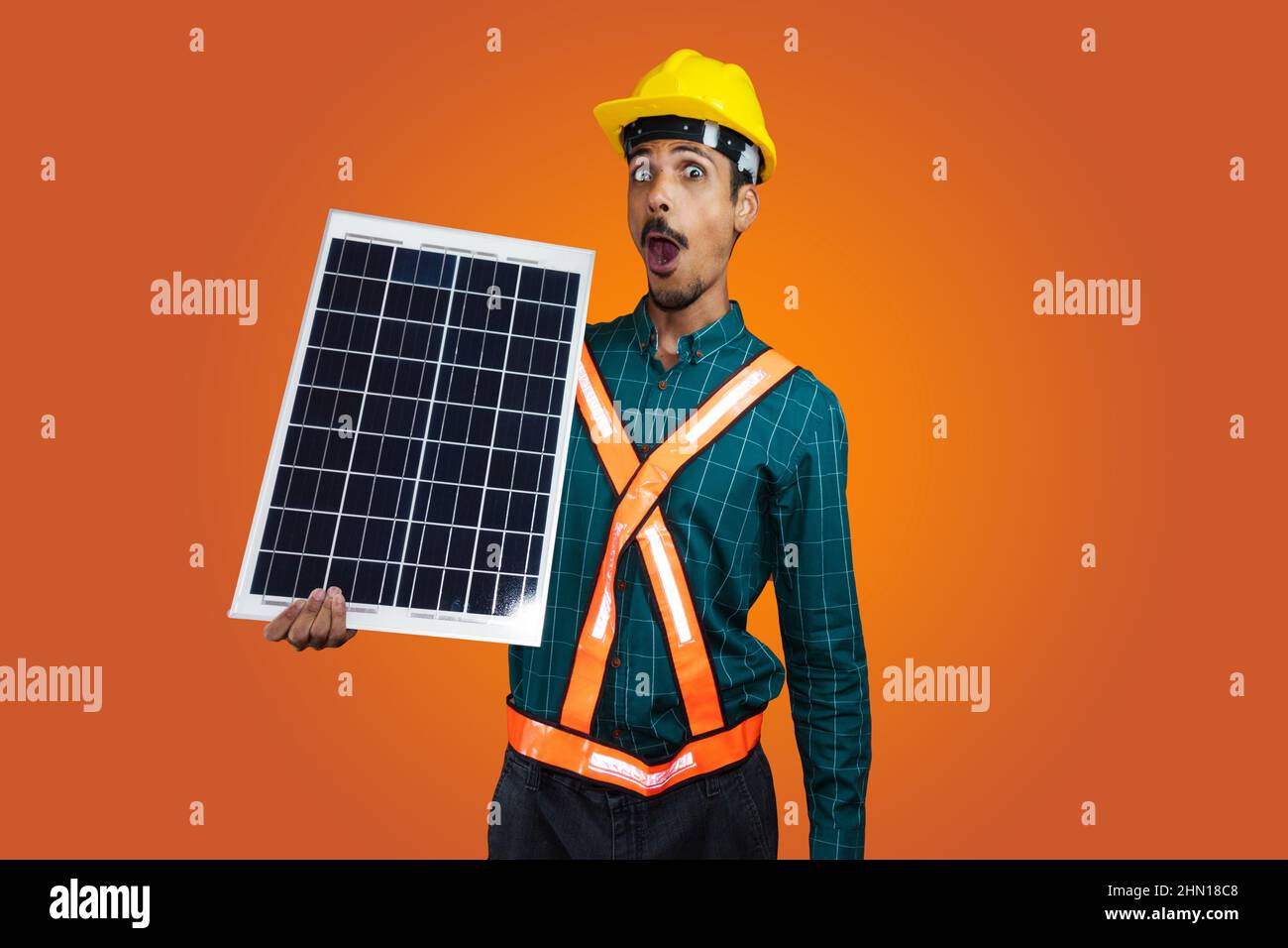Solar helmet hi-res stock photography and images - Alamy