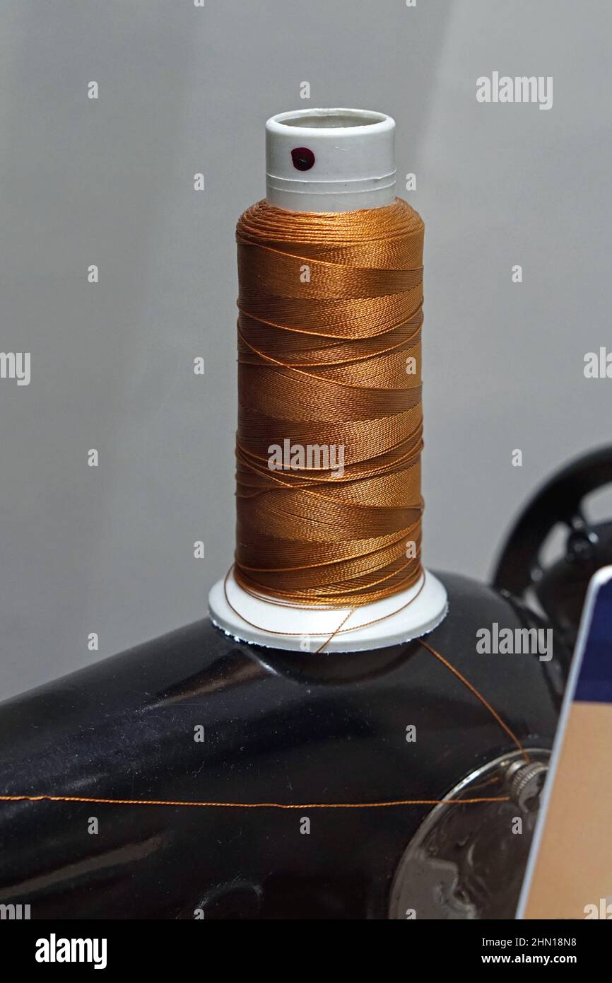 Golden sewing machine hi-res stock photography and images - Alamy