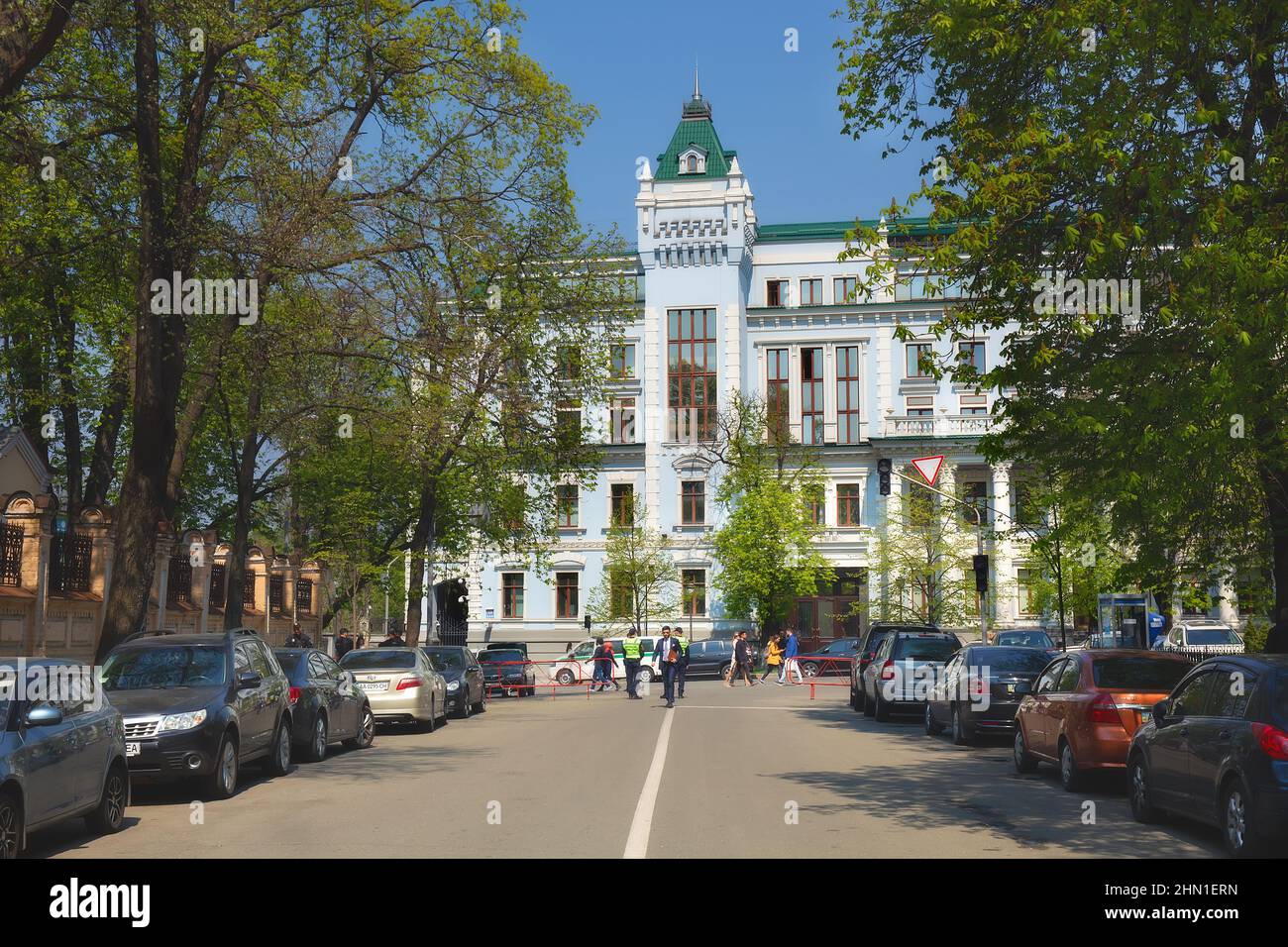 Ukraine government building hi-res stock photography and images - Alamy