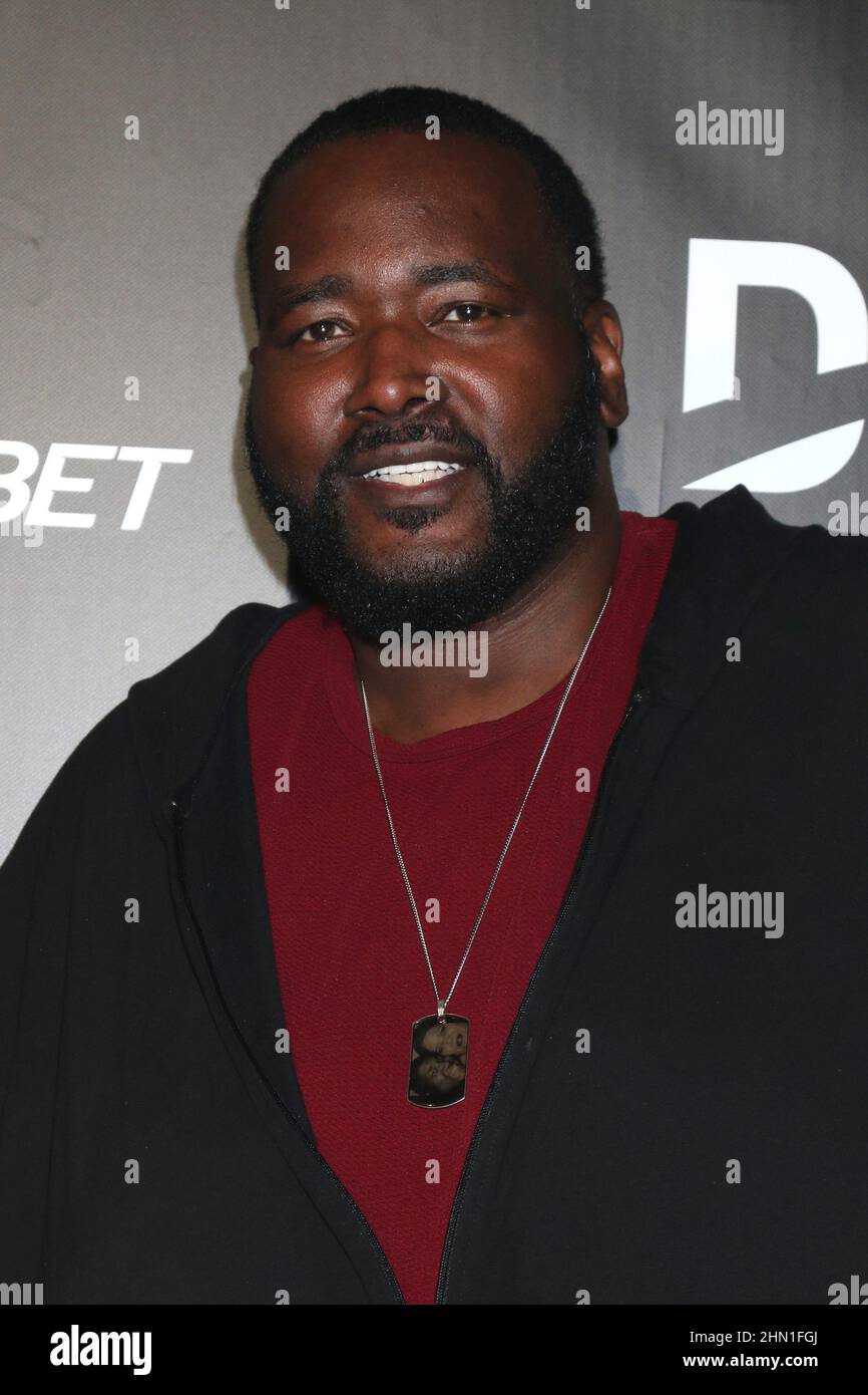 LOS ANGELES - FEB 12: Quinton Aaron at the DIRECTV Presents Maxim ...