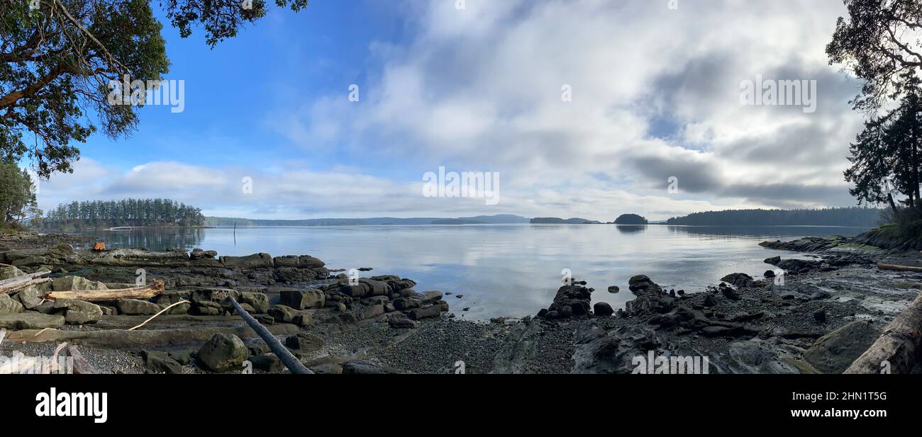 Clam and quiet nature hi-res stock photography and images - Alamy