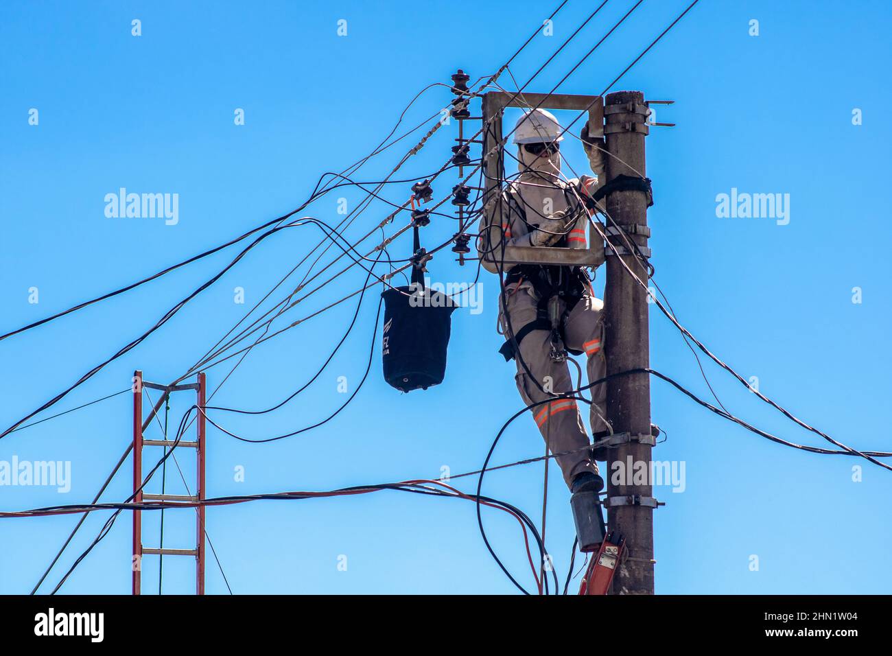 Power transmission line power pole safety net hi-res stock photography ...
