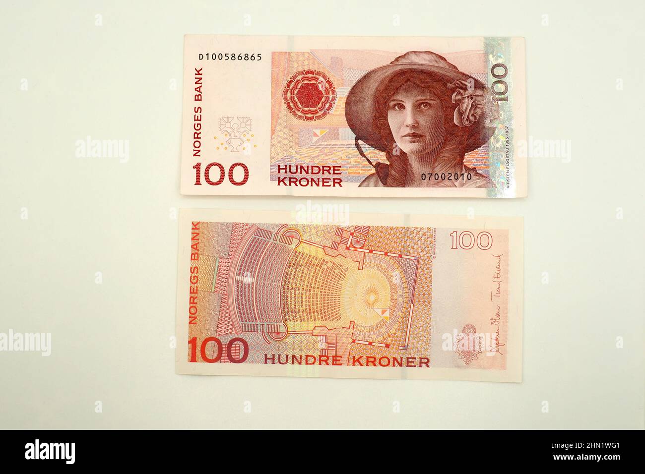 100 krone hi-res stock photography and images - Alamy