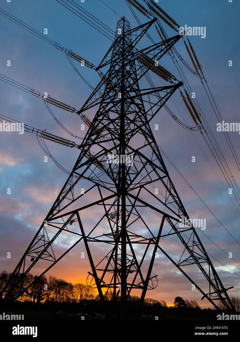 Imposing pylons by the Thames Path at Kennington, just before sunrise 4 ...