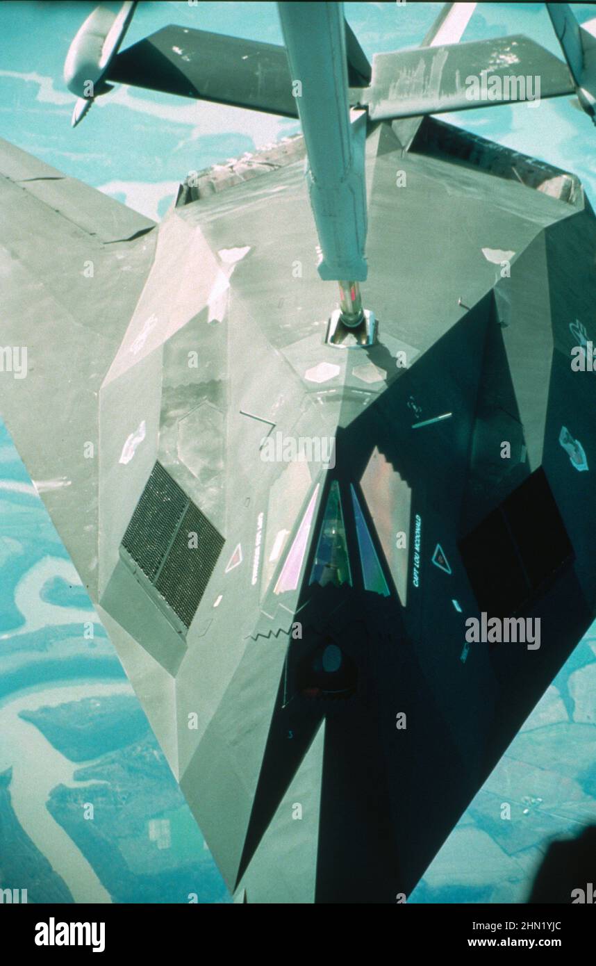 Refueling probe fighter aircraft hi-res stock photography and images ...