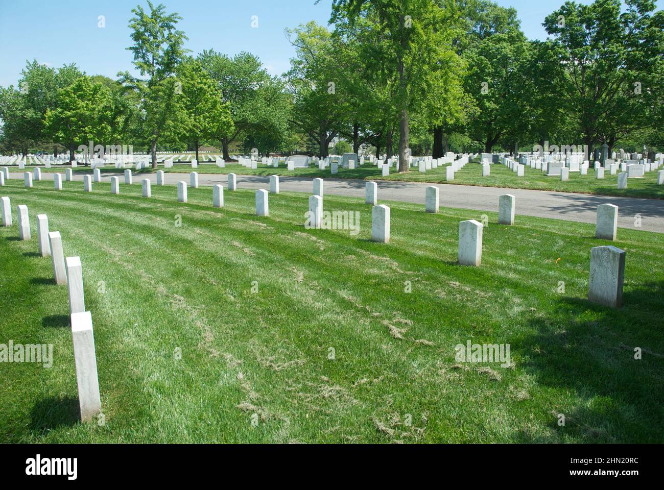 ARLINGTON VIRGINIA, APRIL 20,2012 Confederate soldiers gravesites ...
