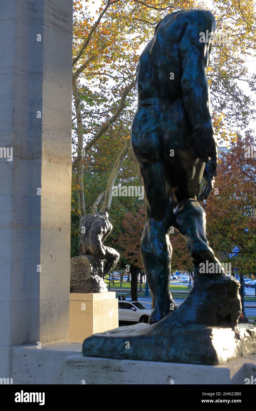 Statues decorated Rodin Museum garden.Philadelphia.Pennsylvanian.USA ...