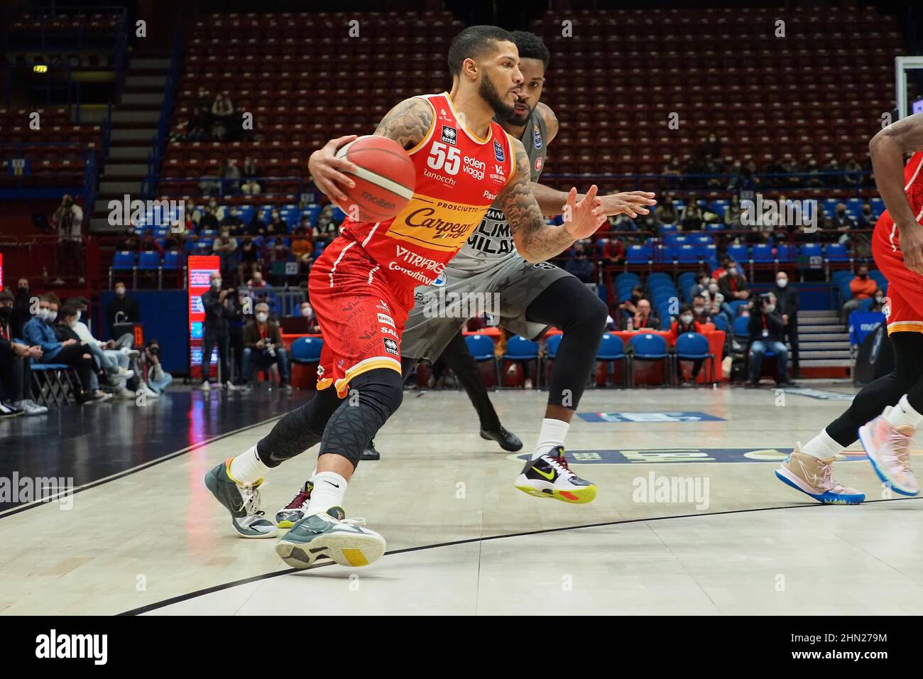Mediolanum Forum, Milan, Italy, February 13, 2022, Tyler Larson ...
