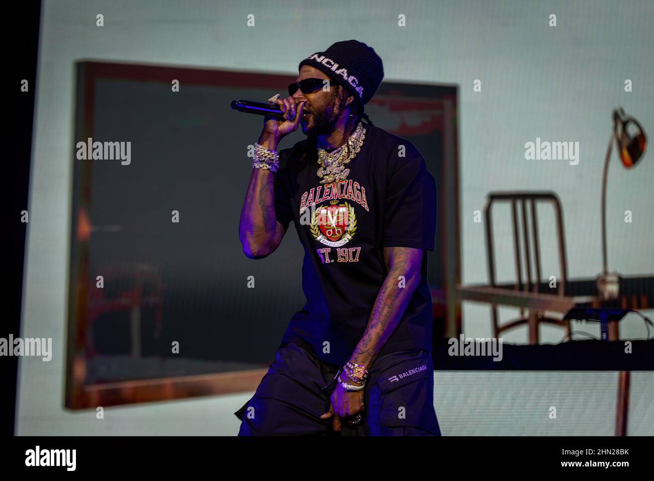 2 Chainz is an American rapper, during 2022 Legendz of the Streetz ...