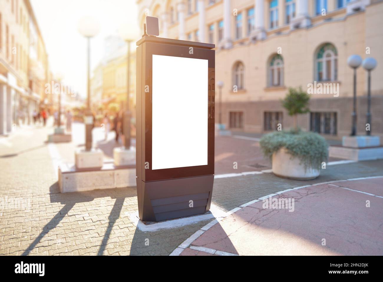 City street light advertising mockup Stock Photo - Alamy