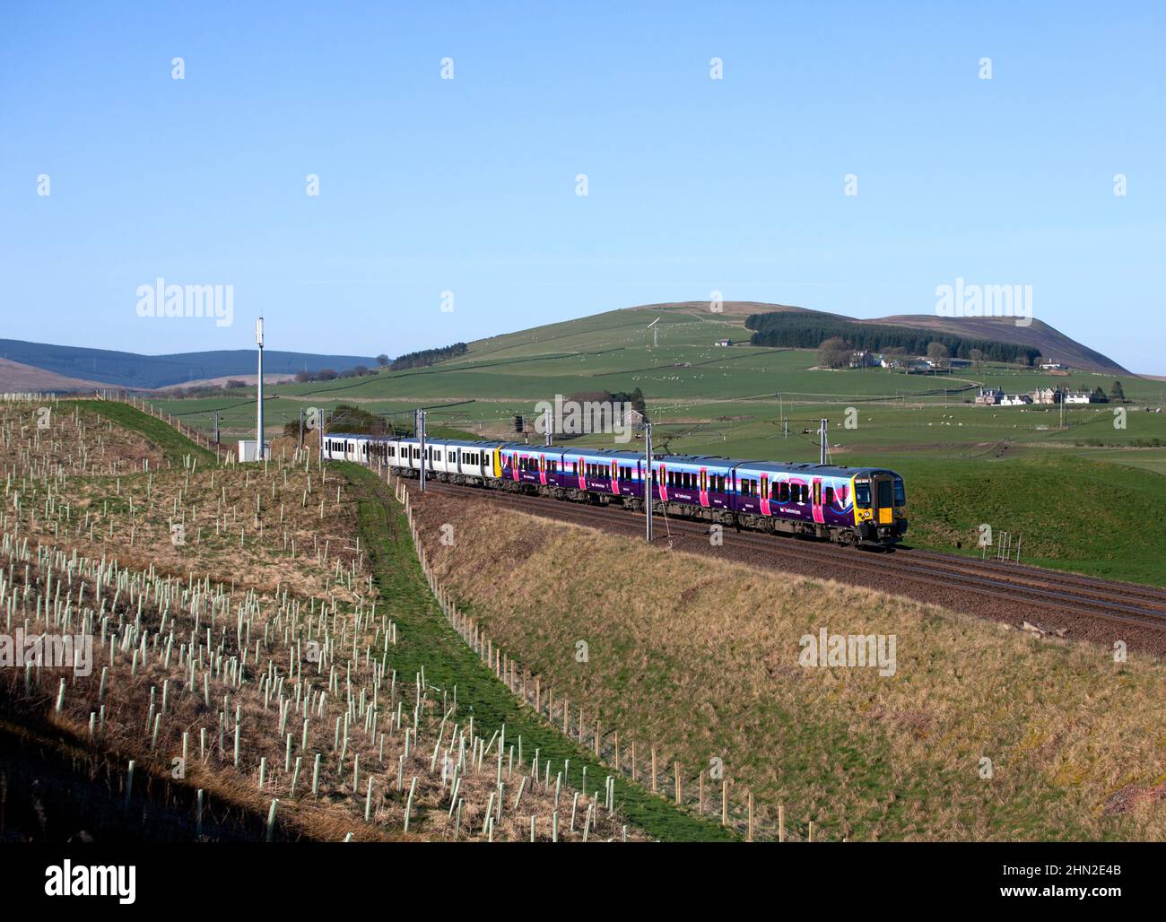 2 First Transpennine Express class Siemens 350 electric trains passing ...
