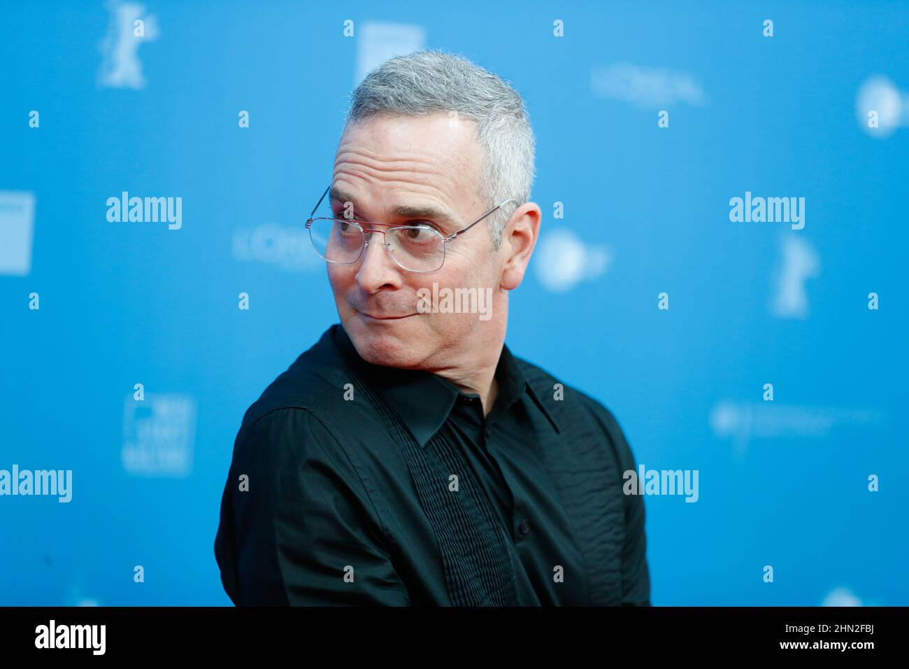 Berlin, Germany. 13th Feb, 2022. Tim Sutton comes to the premiere of ...