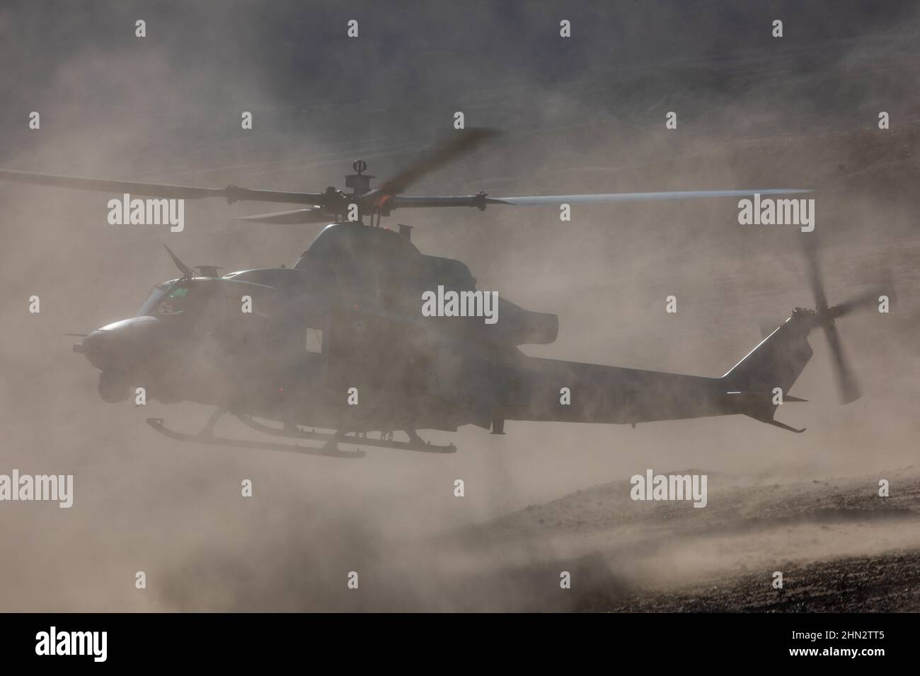 Marines with Marine Light Attack Helicopter Squadron 775, Marine ...