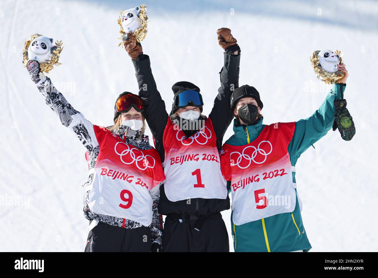 (L to R) Julia MARINO (USA), Zoi Sadowski Synnott (NZL), Tess Coady ...