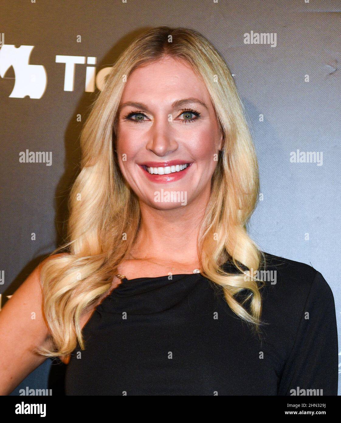 Los Angeles, USA. 12th Feb, 2022. Lauren Winegard attends the DIRECTV ...