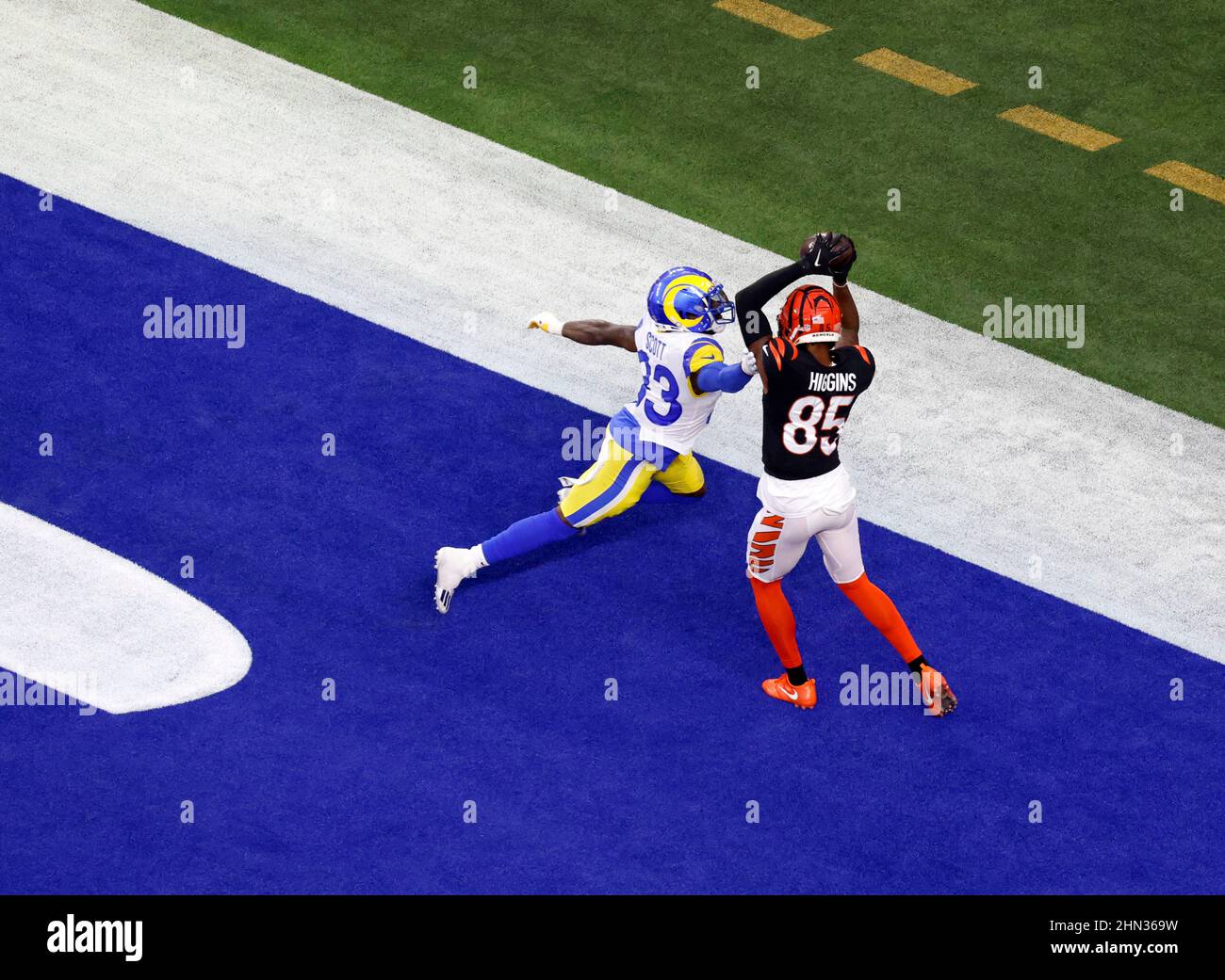 Nick scott superbowl hi-res stock photography and images - Alamy