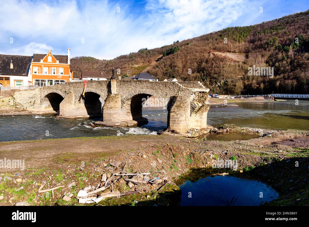 Flood damage in Ahrtal and Eifel. Reconstruction after cleanup. Nepomukbrücke in Rech, Germany ...