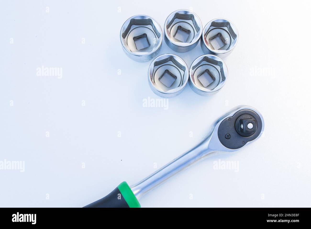 Large ratchet wrenches hi-res stock photography and images - Alamy