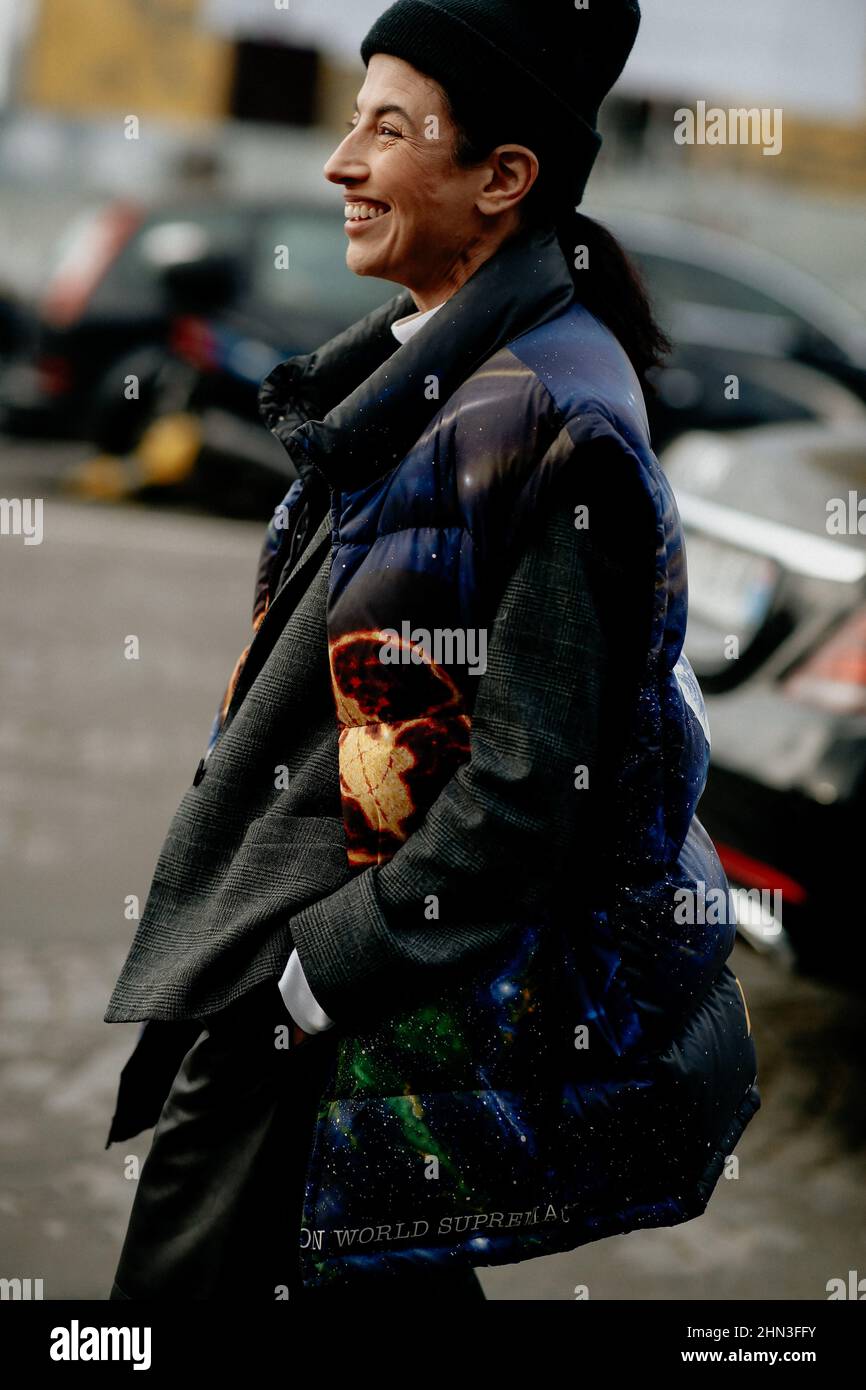 Street style, Julie Ragolia arriving at Dior Fall-Winter 2022-2023 ...