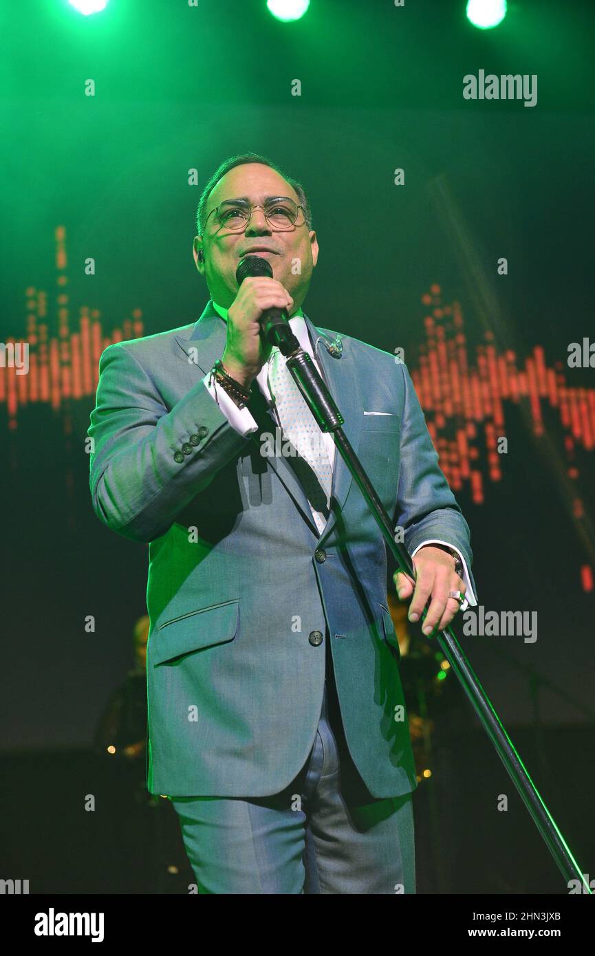 Miami Fl Usa 12th Feb 2022 Gilberto Santa Rosa Performs Live On Stage During The Camínalo