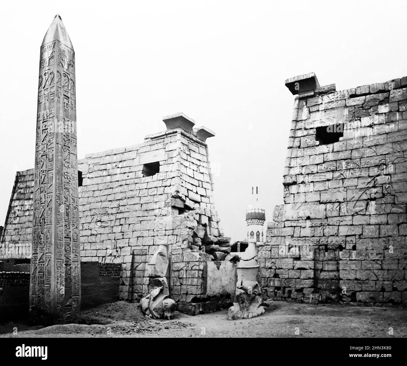 Egyptian obelisk egypt hi-res stock photography and images - Alamy