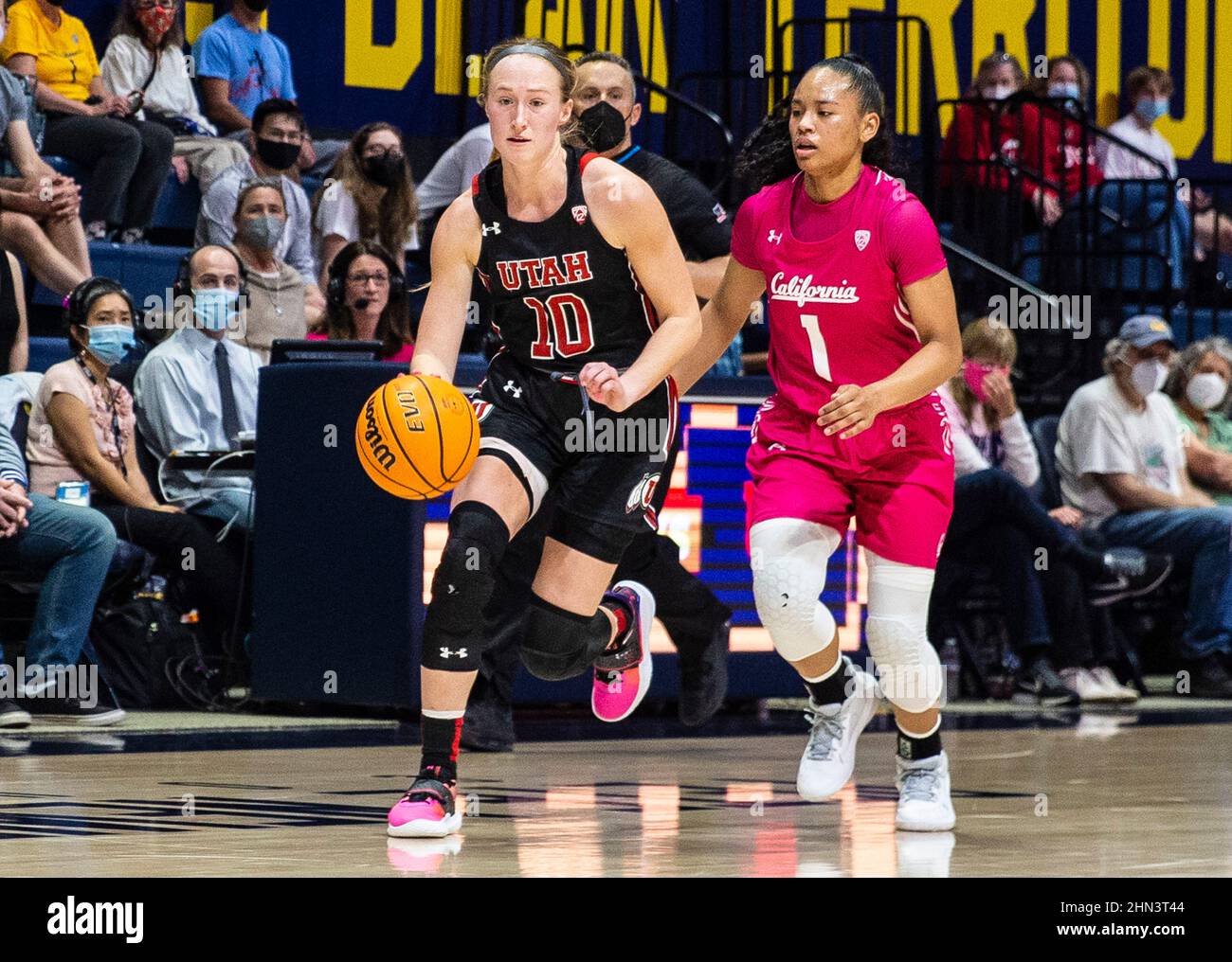February 13, 2022 Berkeley, CA U.S.A. Utah guard Dru Gylten (10) brings ...