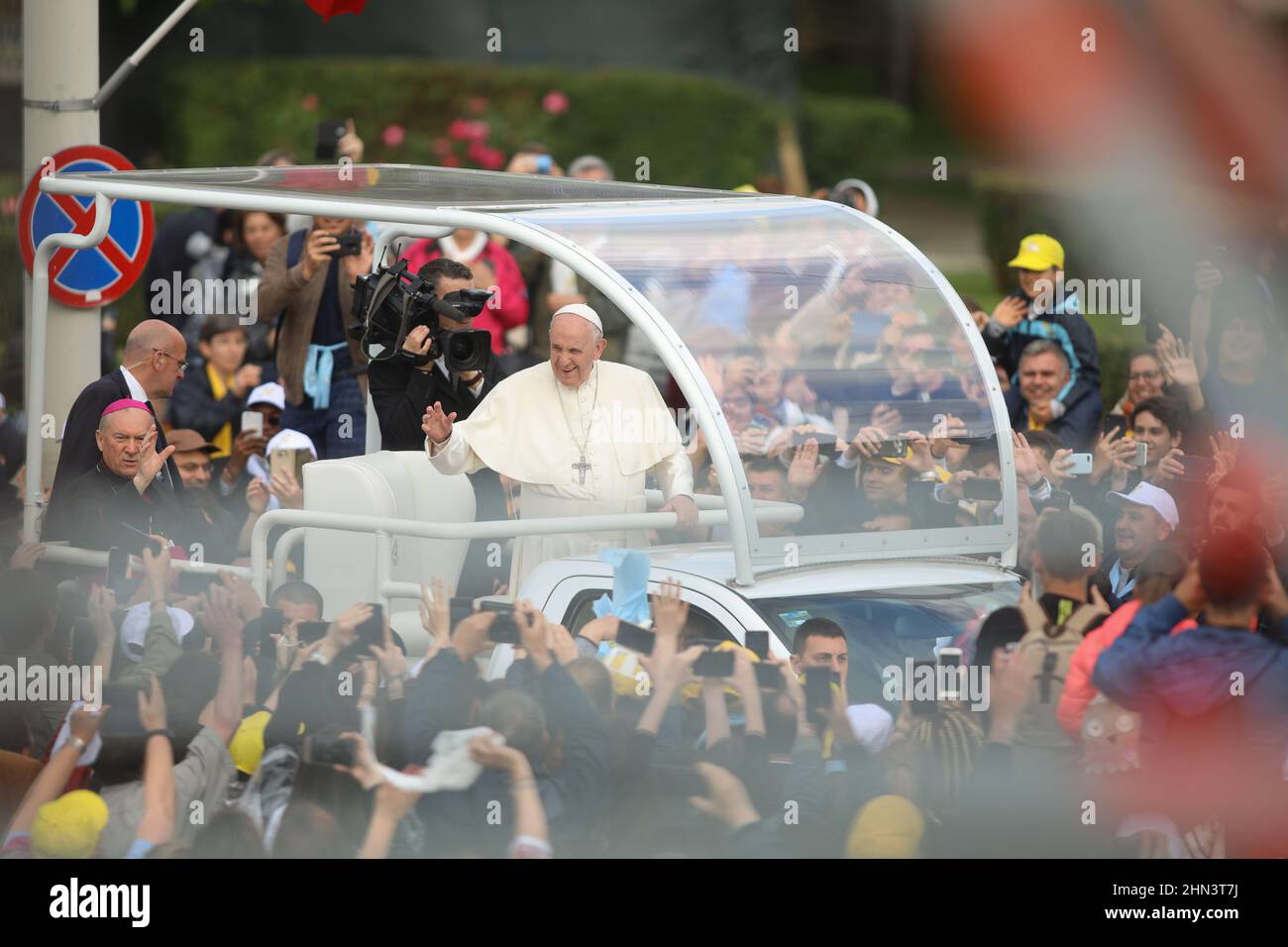 Popemobile hi-res stock photography and images - Alamy