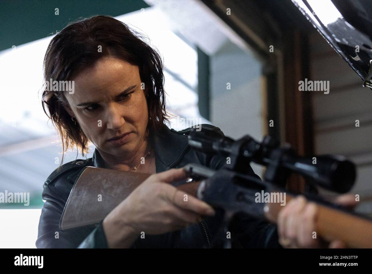 Juliette lewis gun hi-res stock photography and images - Alamy