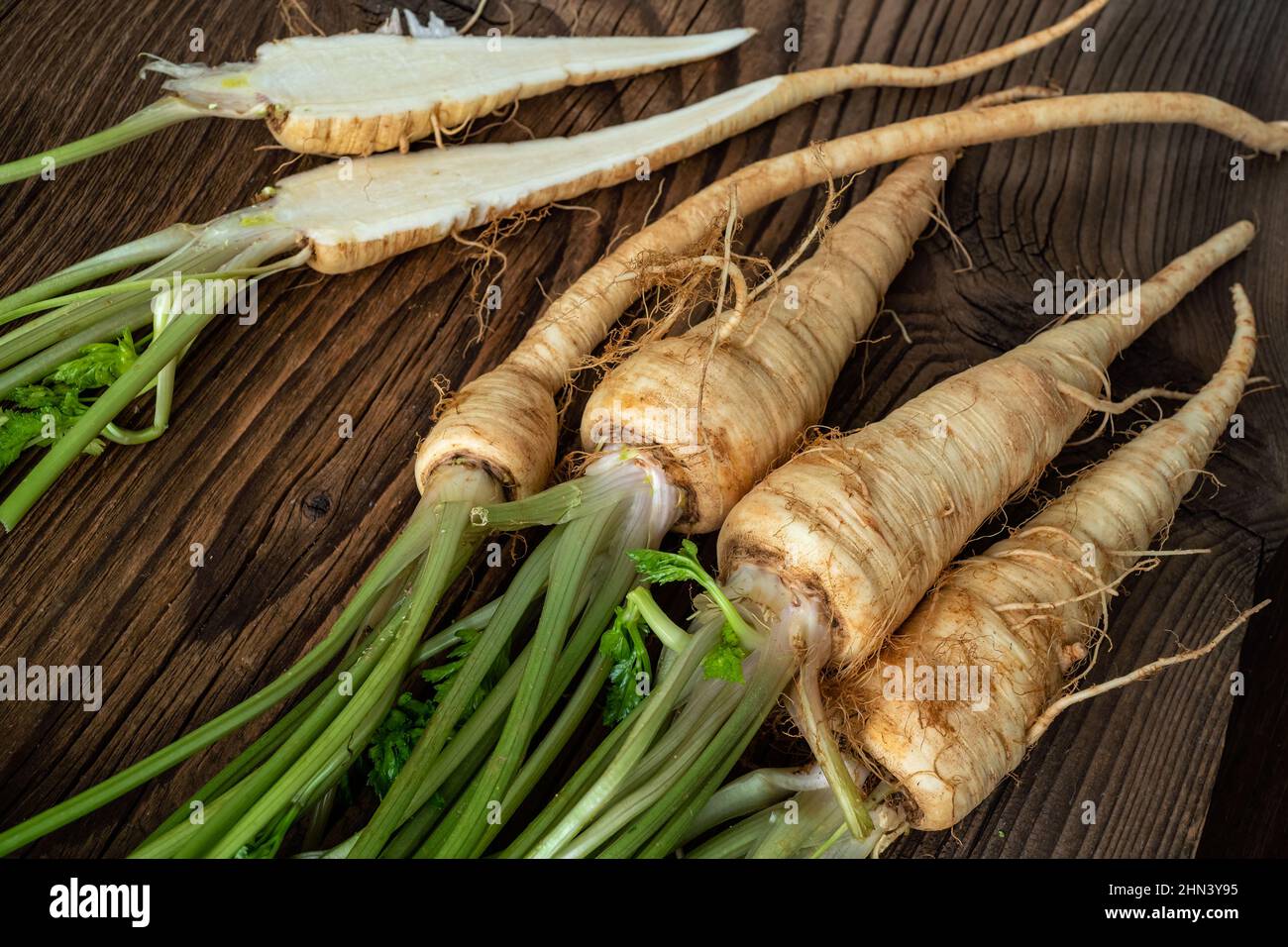 Raw parsley roots leaves hi-res stock photography and images - Alamy