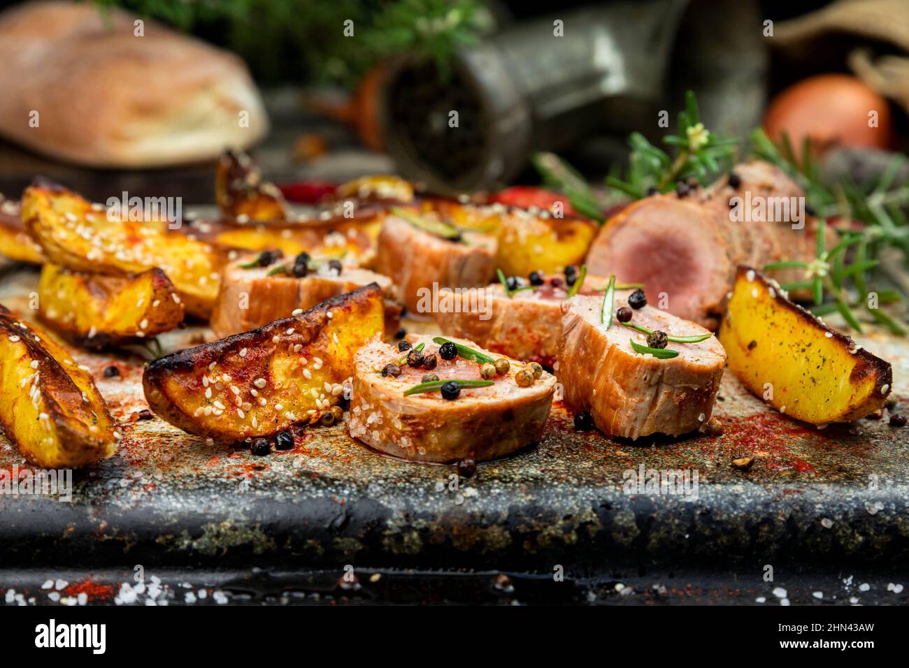 Sirloin pork chops supper hi-res stock photography and images - Alamy