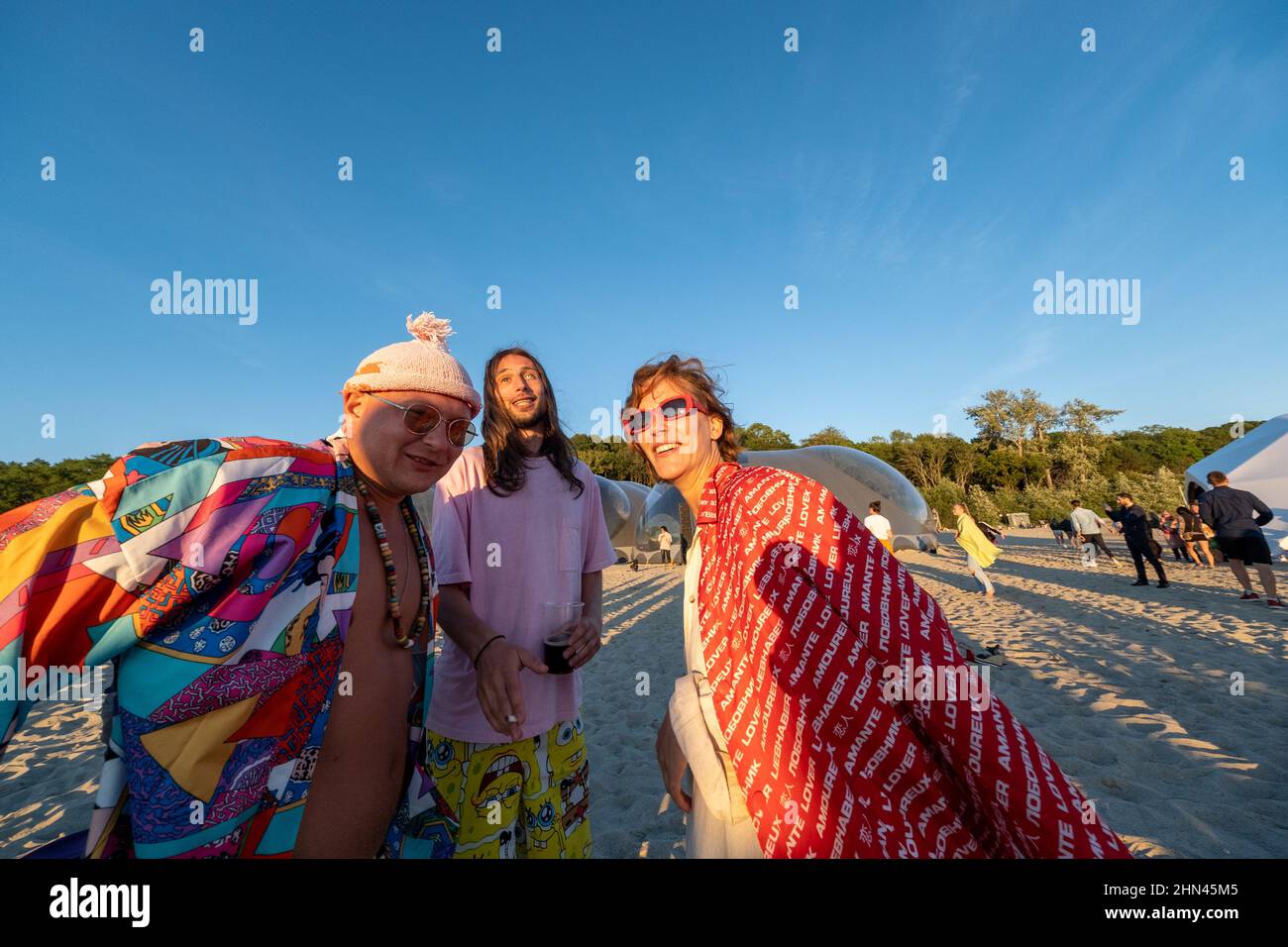 Russian people having dancing hi-res stock photography and images - Alamy