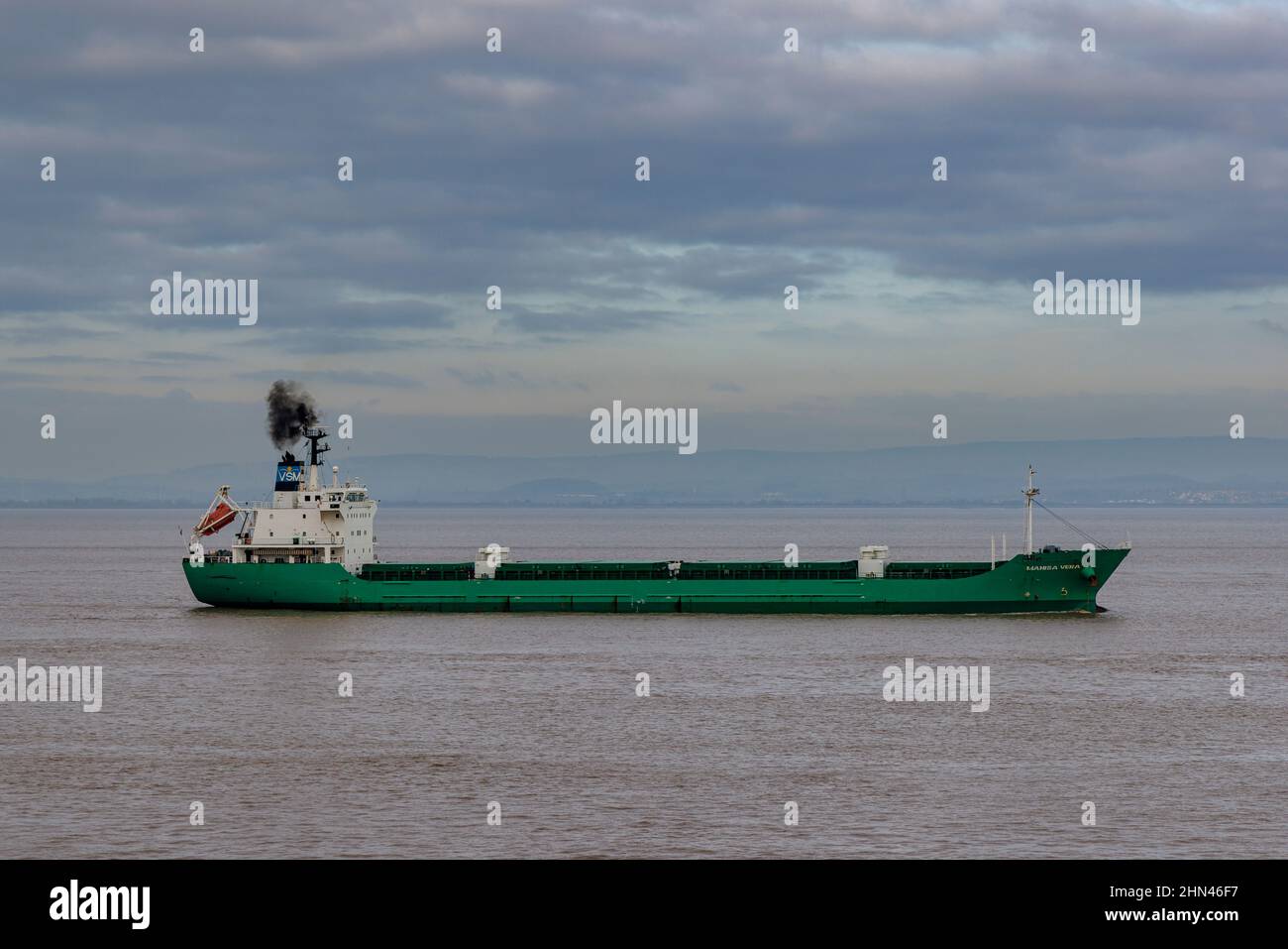 Port of avonmouth tide hi-res stock photography and images - Alamy