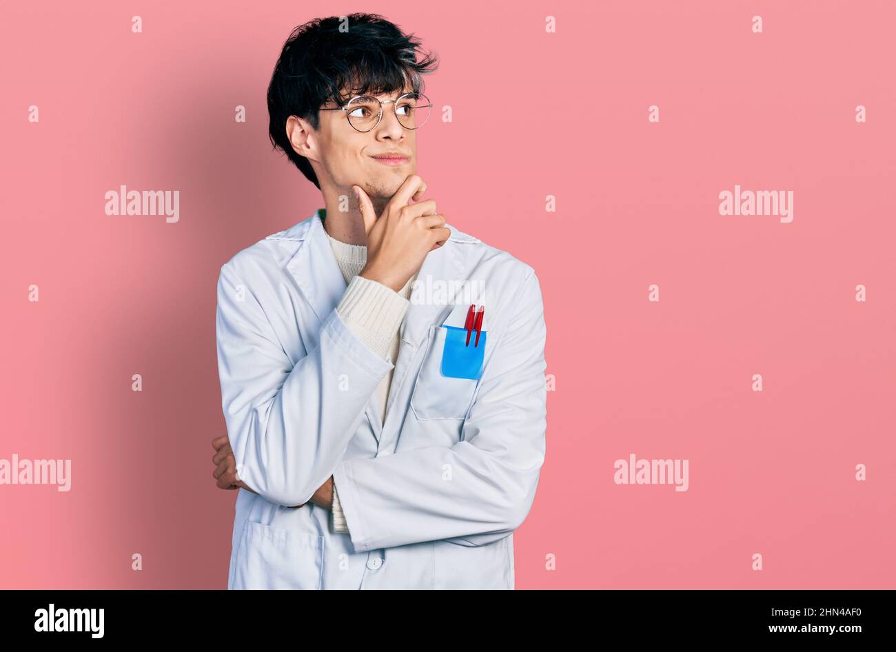 Reflective thinking nurse hi-res stock photography and images - Alamy