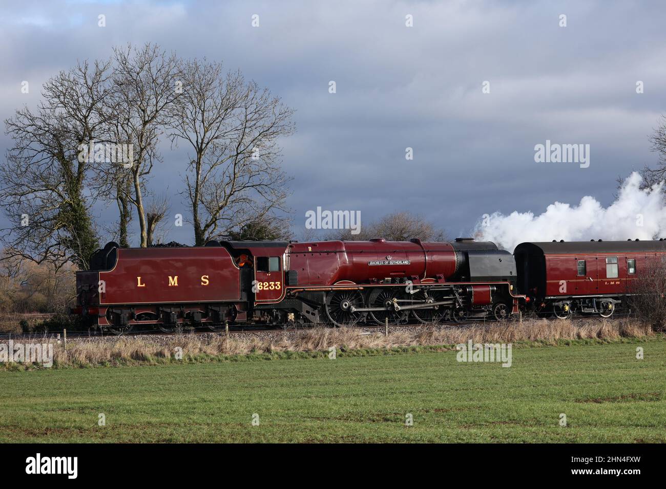 Duchess of sutherland 6233 steam train hi-res stock photography and ...