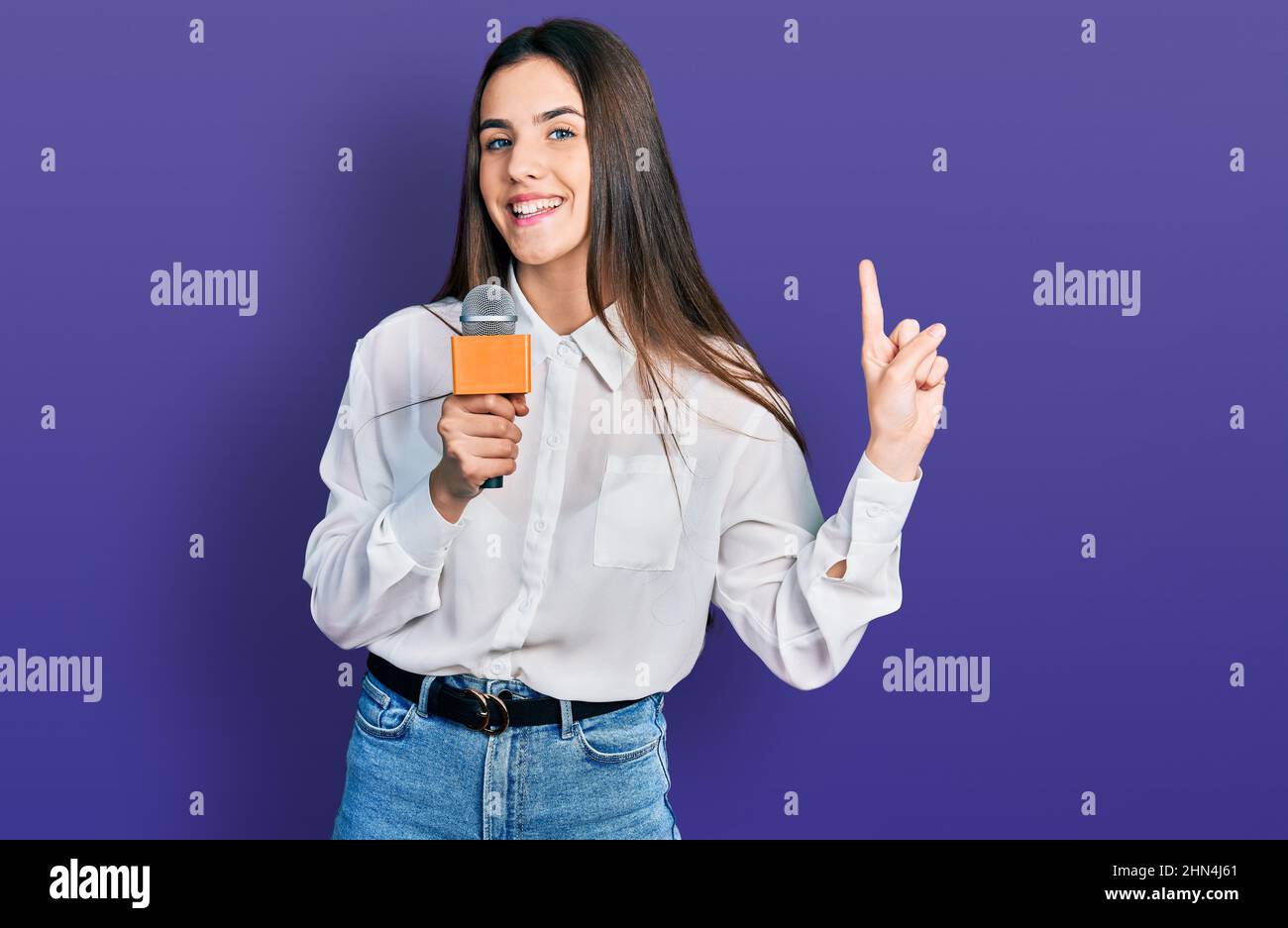 Teenager interview news microphone hi-res stock photography and images ...