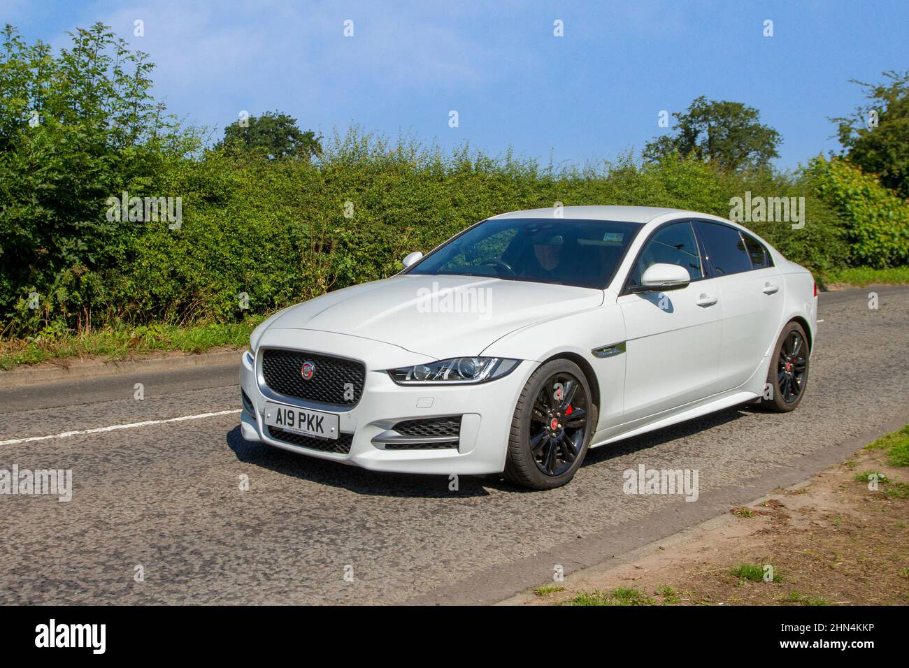 Jaguars compact executive saloon hi-res stock photography and images ...