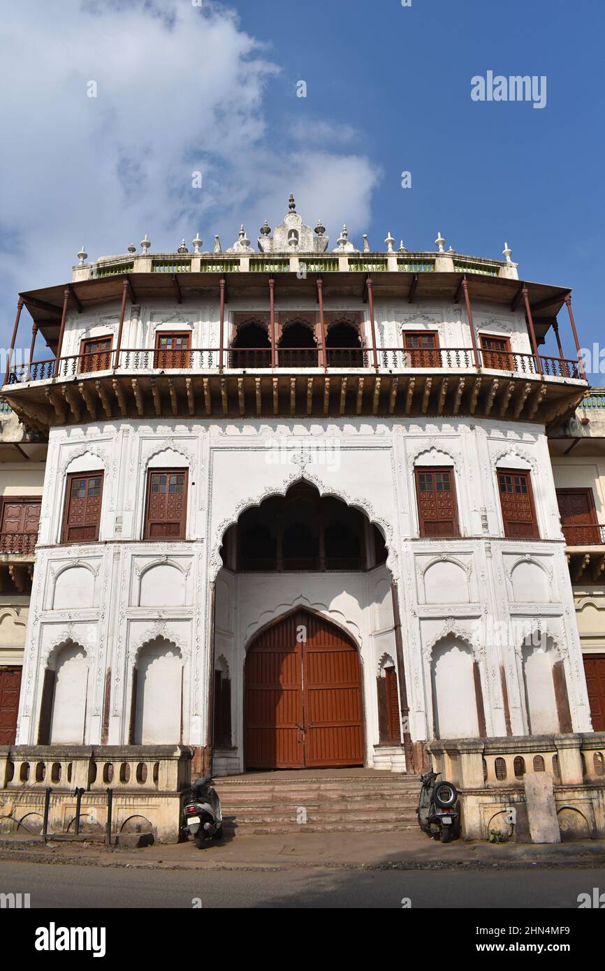 Entrance gate of Sadar Manzil Bhopal Islamic architecture, important ...