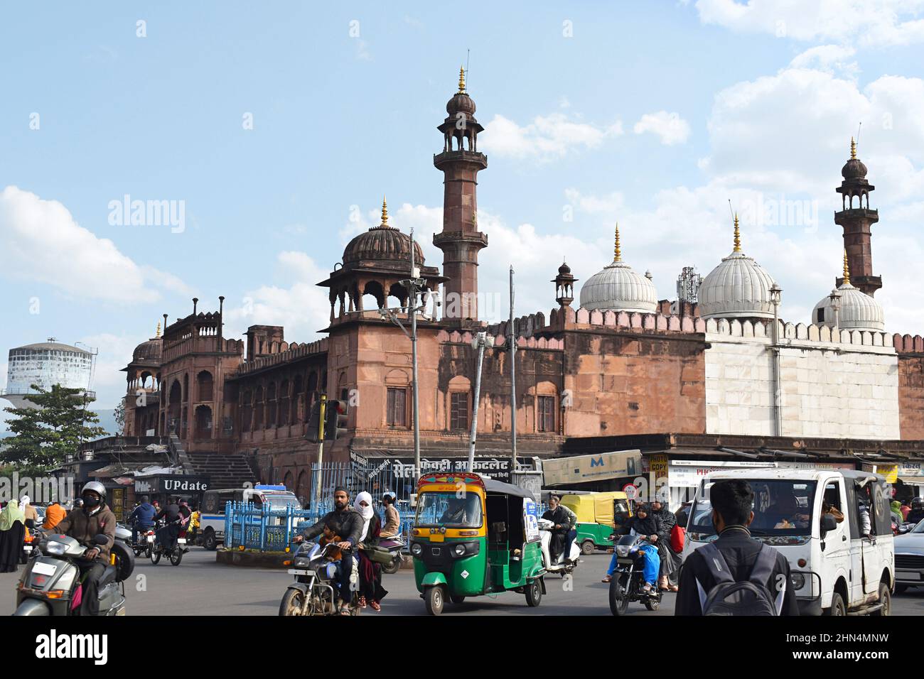 Back side view of Moti Masjid and road in city, Pearl Mosque Built by ...