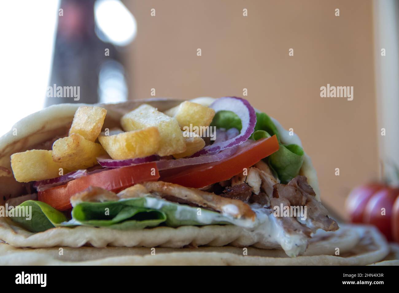 Gyro flatbread lamb hi-res stock photography and images - Alamy